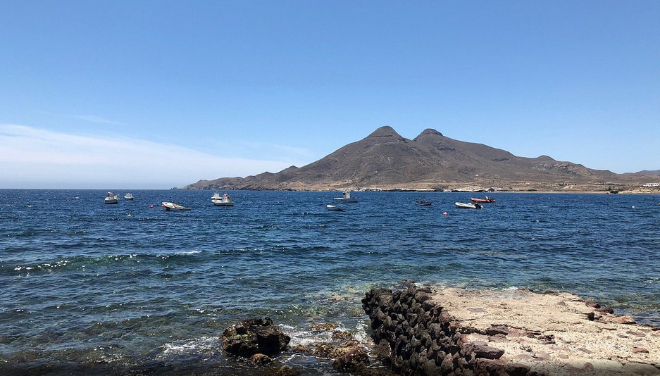 HOSTAL ISLETA DEL MORO | Turismo Costa de Almería